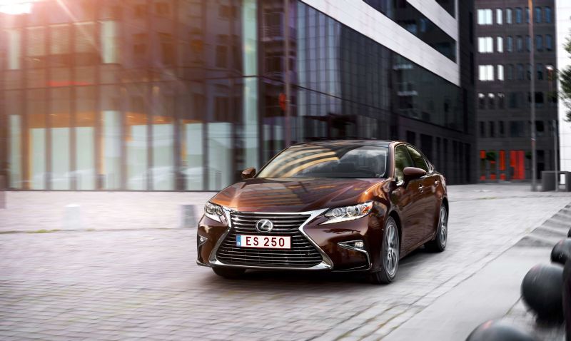 Lexus ES VI (facelift 2015) 200 (150 Hp) Automatic